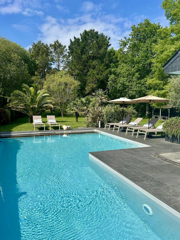240 M² House ∙ 4 Bedrooms ∙ 10 Guests - Carnac