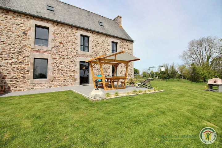 70 M² Gîte ∙ 1 Chambre ∙ 2 Personnes - Lannion
