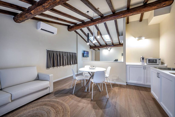 50 M² Studio Flat ∙ 2 Bedrooms ∙ 5 Guests - Prato