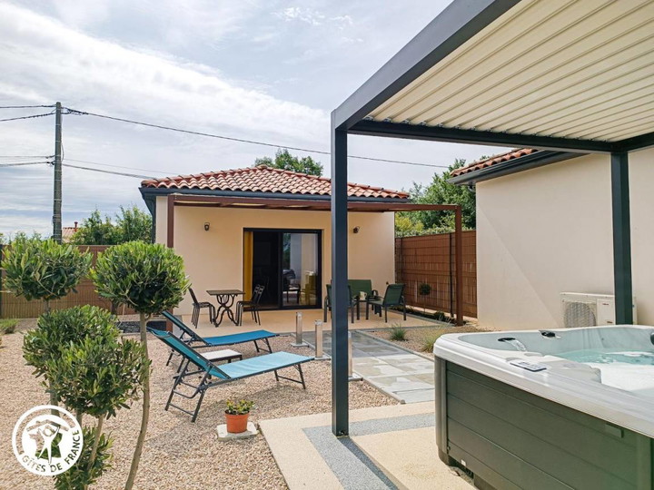 60 M² Gîte ∙ 2 Bedrooms ∙ 4 Guests - Cahors