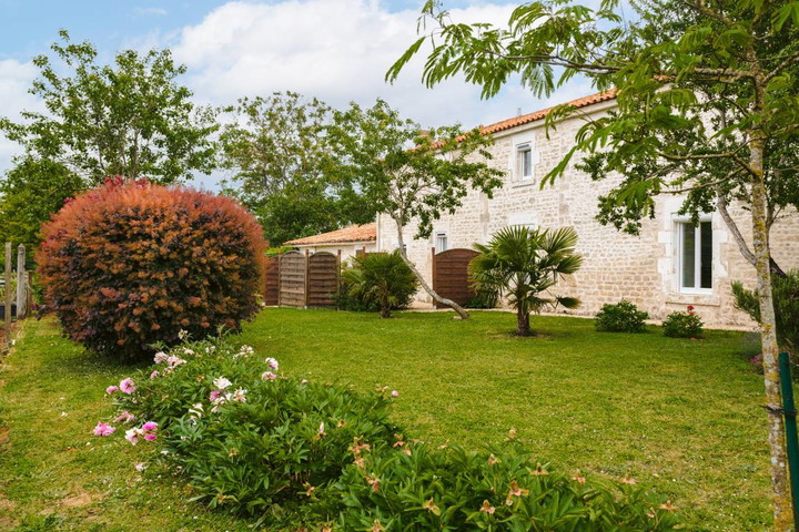 70 M² Cottage ∙ 3 Chambres ∙ 6 Personnes - Fontenay-le-Comte