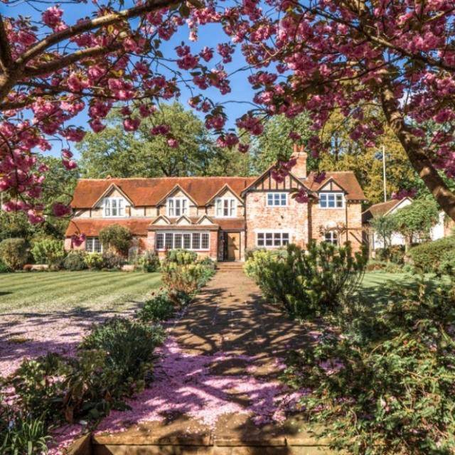 40 M² Villa ∙ 7 Bedrooms ∙ 17 Guests - London, UK