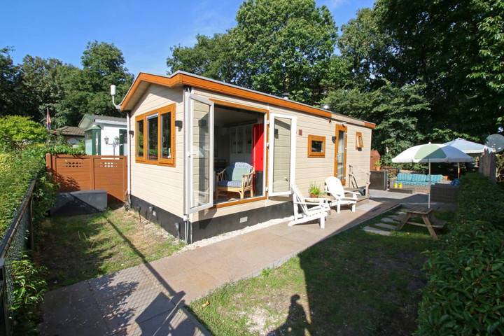 35 M² Chalet ∙ 2 Slaapkamers ∙ 4 Gasten - Den Haag