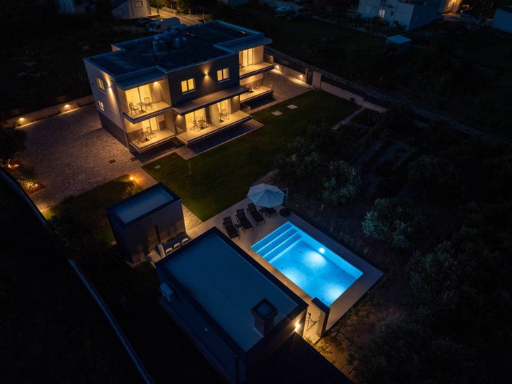 Villa ∙ 5 Schlafzimmer ∙ 14 Gäste - Cavtat