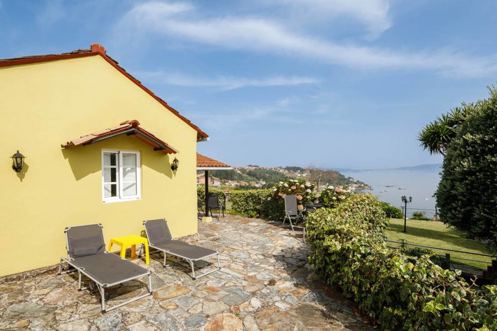 60 M² Villa ∙ 2 Habitaciones ∙ 4 Huéspedes - Bueu
