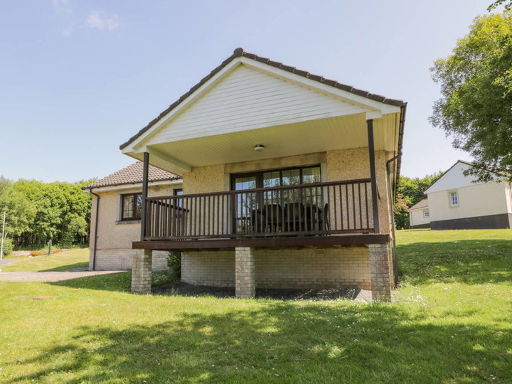 Cottage ∙ 3 Bedrooms ∙ 6 Guests - Girvan