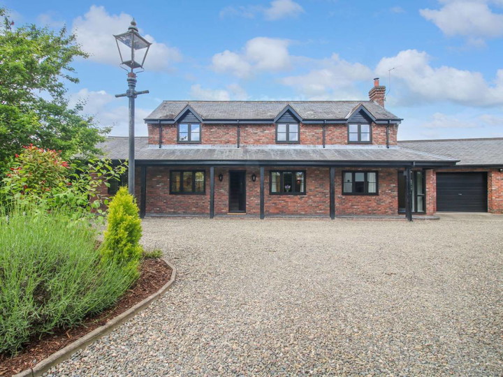 Cottage ∙ 3 Bedrooms ∙ 6 Guests - Oswestry