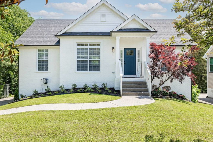184 M² House ∙ 4 Bedrooms ∙ 12 Guests - Percy Priest Lake, TN