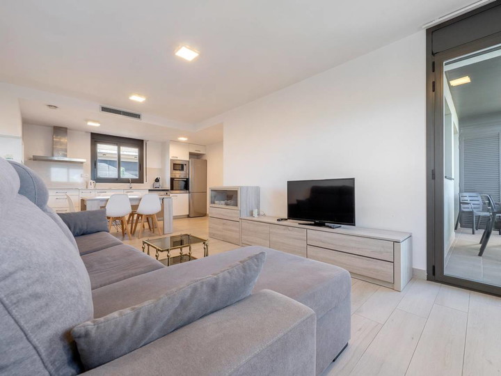 70 M² Apartamento ∙ 2 Habitaciones ∙ 6 Huéspedes - Altafulla