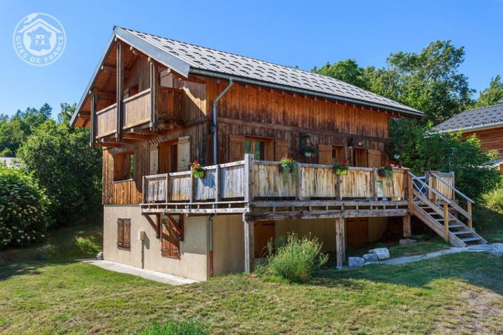 113 M² Gîte ∙ 5 Habitaciones ∙ 12 Huéspedes - Moûtiers
