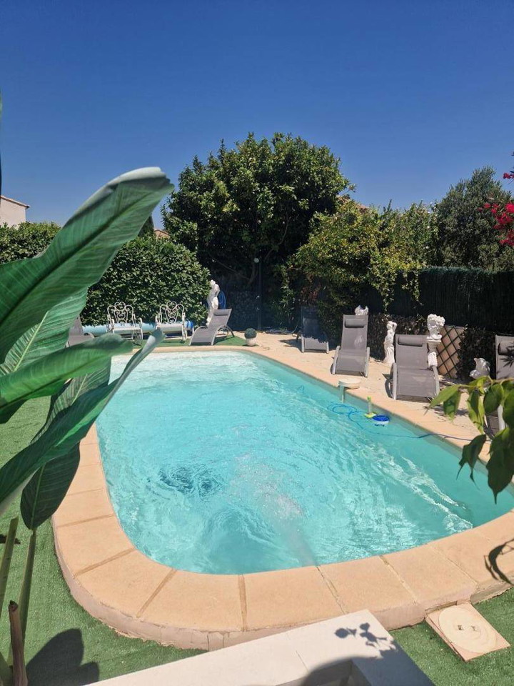 137 M² Gîte ∙ 3 Chambres ∙ 6 Personnes - Ollioules