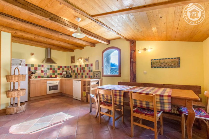 99 M² Gîte ∙ 3 Chambres ∙ 8 Personnes - Orelle
