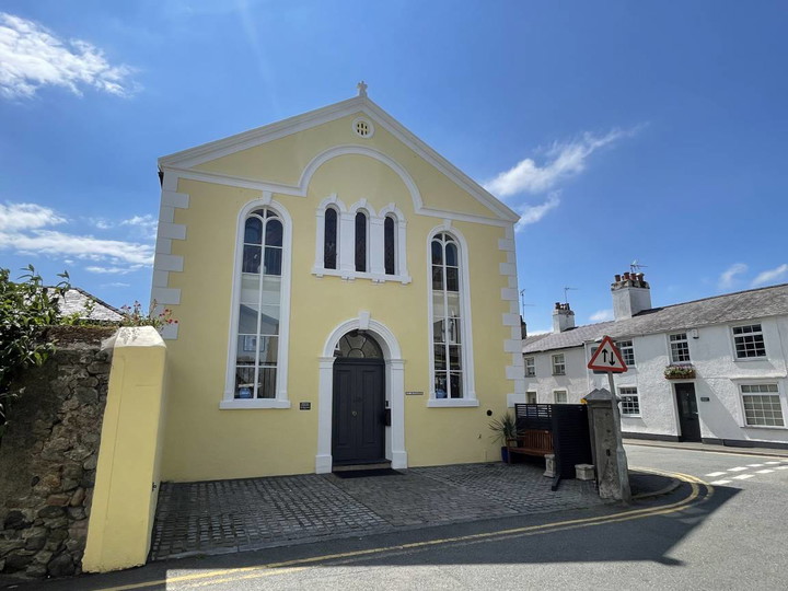 Cottage ∙ 3 Bedrooms ∙ 6 Guests - Bangor