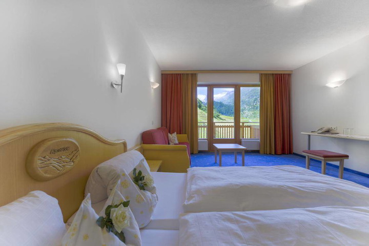 28 M² Hotel ∙ 1 Bedroom ∙ 4 Guests - Obergurgl