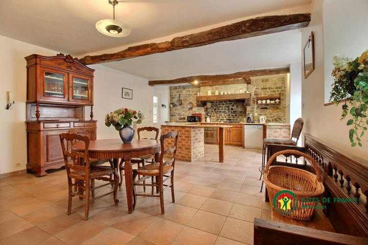 200 M² Gîte ∙ 6 Chambres ∙ 12 Personnes - Caudan