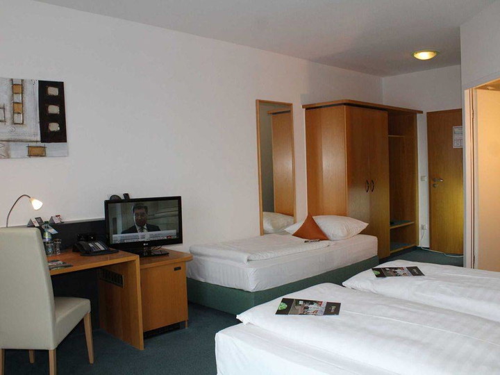 27 M² Hotel ∙ 3 Guests - Erfurt