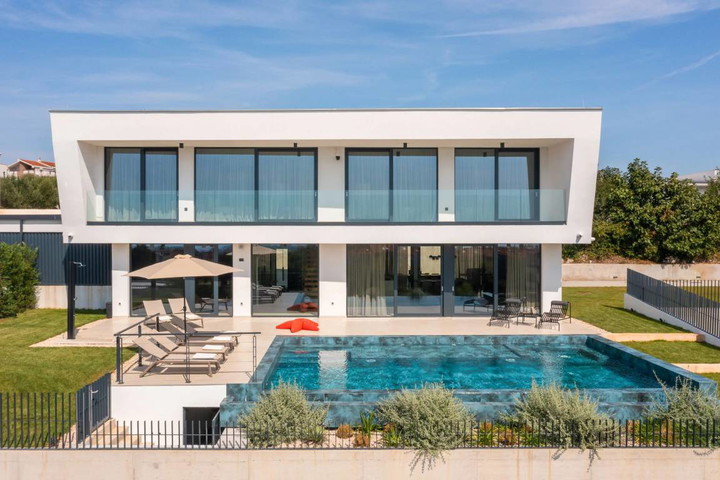 Apartment ∙ 4 Bedrooms ∙ 8 Guests - Zadar