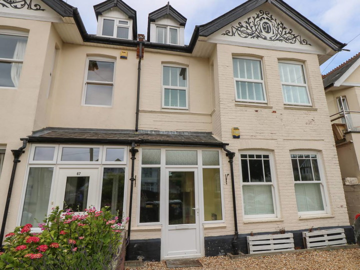 Cottage ∙ 3 Bedrooms ∙ 6 Guests - Ringwood