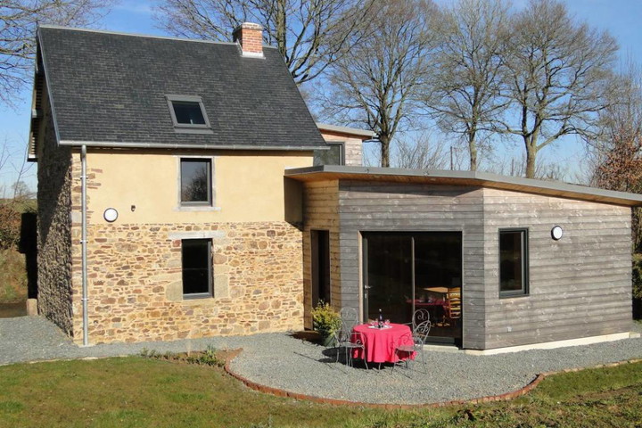 75 M² Gîte ∙ 2 Chambres ∙ 3 Personnes - Manche