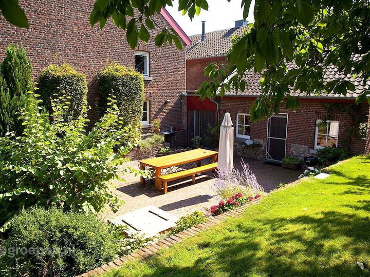 Huis ∙ 7 Slaapkamers ∙ 19 Gasten - Limburg (Belgische provincie)