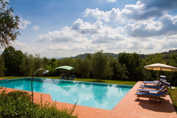 100 M² Hotel ∙ 2 Habitaciones ∙ 6 Huéspedes - Florencia