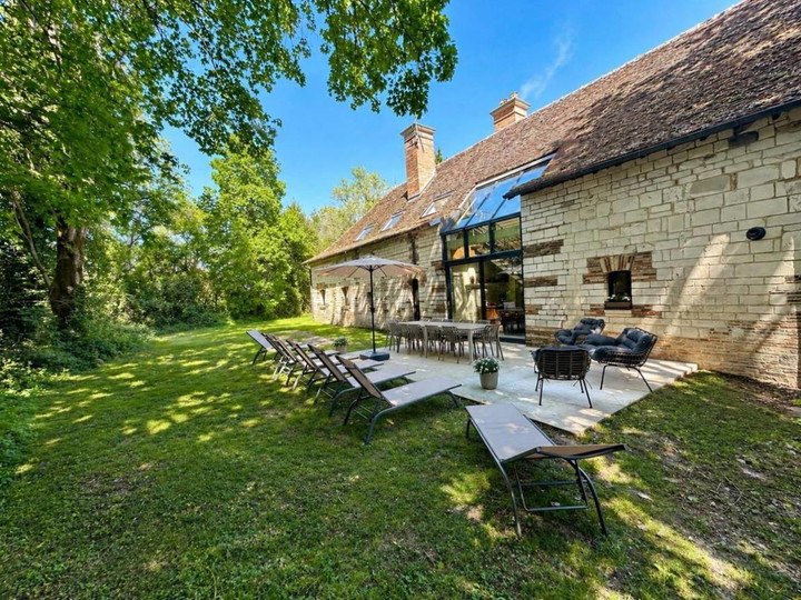 300 M² Gîte ∙ 4 Chambres ∙ 12 Personnes - Aube