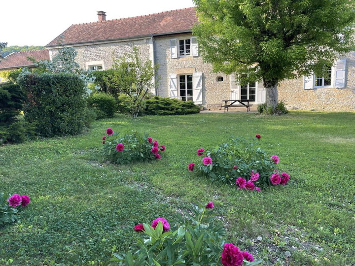 200 M² Gîte ∙ 3 Chambres ∙ 11 Personnes - Aube