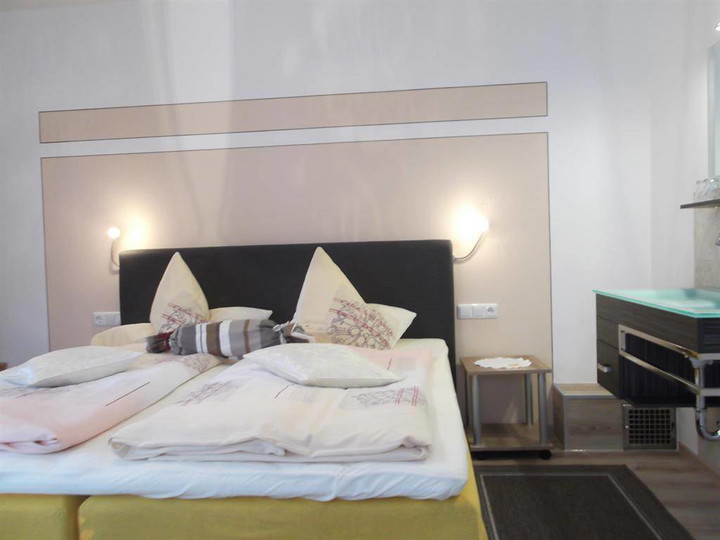 19 M² Hotel ∙ 1 Habitación ∙ 3 Huéspedes - Oberammergau