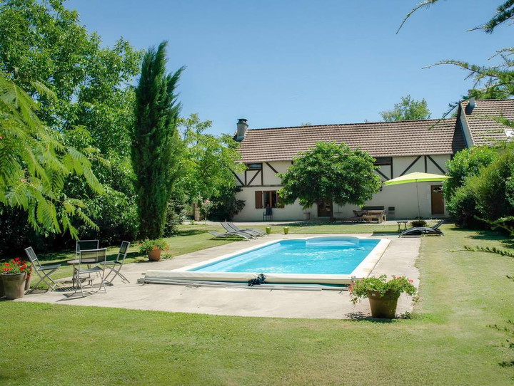 210 M² Gîte ∙ 5 Bedrooms ∙ 10 Guests - Martel