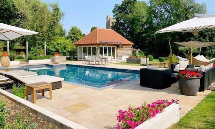 Cottage ∙ 5 Bedrooms ∙ 14 Guests - Canterbury