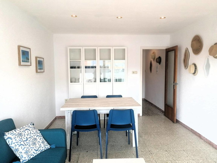 65 M² Apartamento ∙ 2 Quartos ∙ 6 Hóspedes - Roses