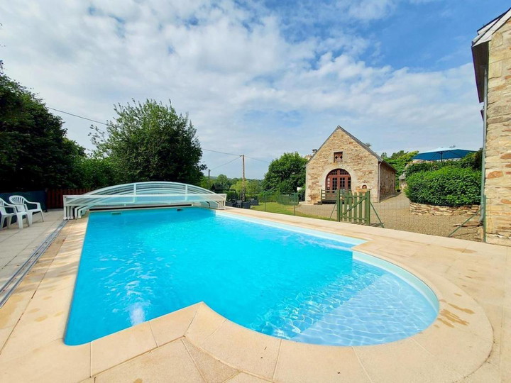 65 M² Gîte ∙ 2 Chambres ∙ 4 Personnes - Baud