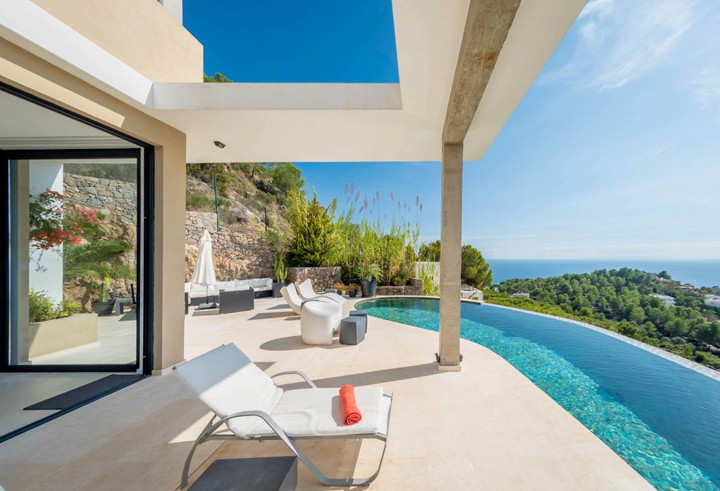 520 M² Villa ∙ 4 Bedrooms ∙ 8 Guests - Ibiza (town)
