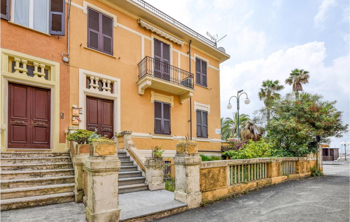 101 M² Apartamento ∙ 2 Quartos ∙ 5 Hóspedes - Chiavari