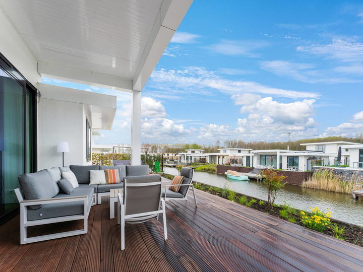 125 M² Huis ∙ 3 Slaapkamers ∙ 6 Gasten - Zeewolde