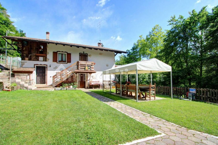 Villa Vacanza ∙ 3 Camere Da Letto ∙ 12 Ospiti - Rovereto