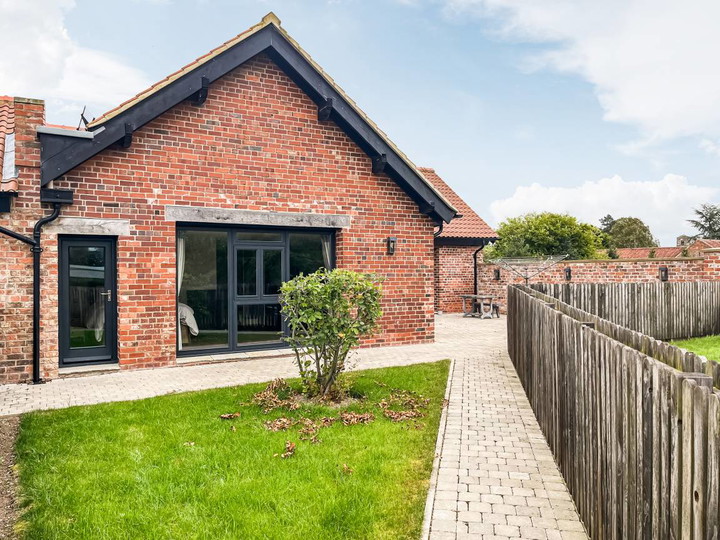 Cottage ∙ 2 Bedrooms ∙ 4 Guests - Wetherby