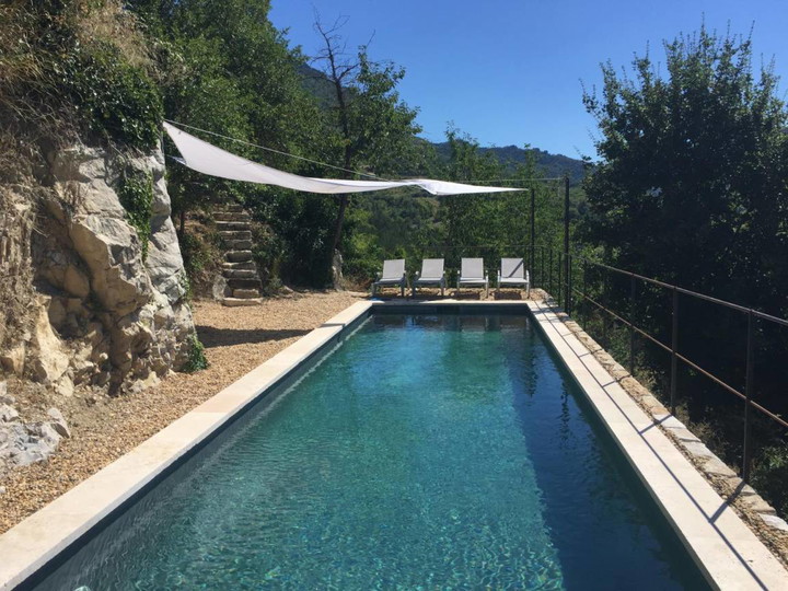 200 M² Gîte ∙ 7 Chambres ∙ 14 Personnes - Drôme