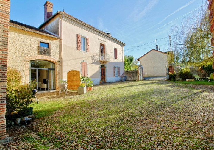 65 M² Gîte ∙ 1 Chambre ∙ 2 Personnes - Vic-en-Bigorre