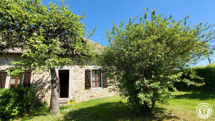 90 M² Gîte ∙ 2 Chambres ∙ 4 Personnes - Corrèze