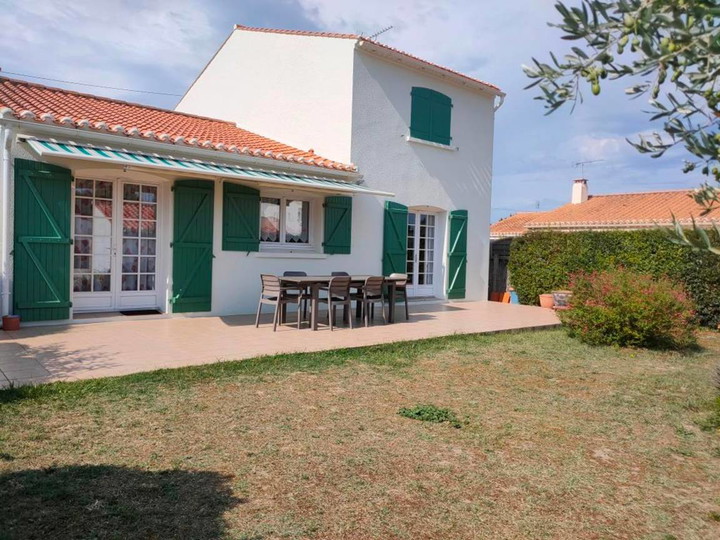 98 M² House ∙ 4 Bedrooms ∙ 9 Guests - Saint-Hilaire-de-Riez