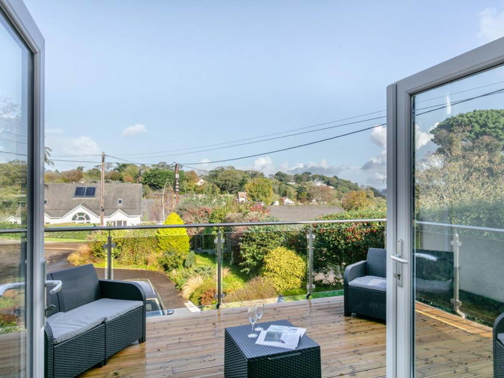 Cottage ∙ 4 Bedrooms ∙ 8 Guests - Appledore