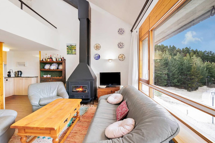 80 M² Apartment ∙ 3 Bedrooms ∙ 8 Guests - Alp, Catalonia
