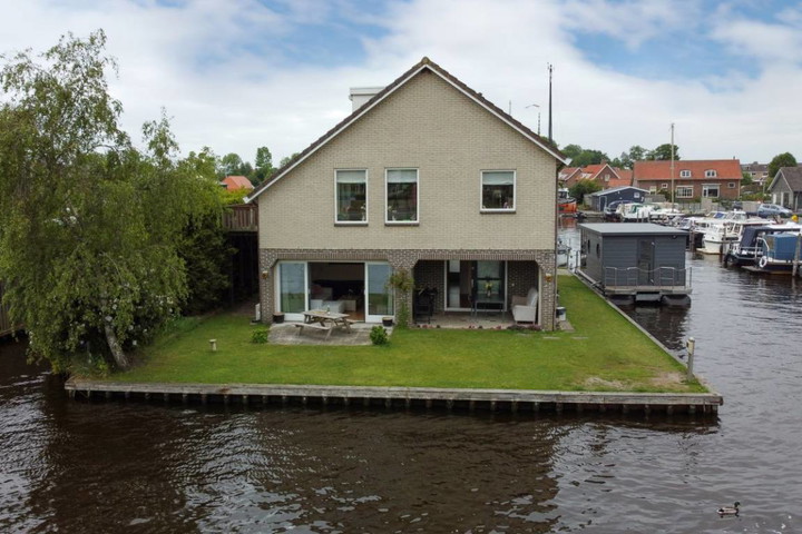 80 M² House ∙ 2 Bedrooms ∙ 4 Guests - Giethoorn