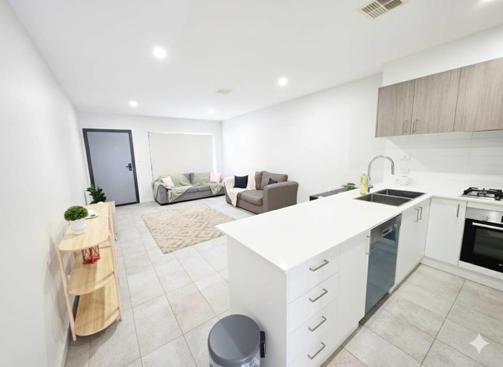 100 M² House ∙ 2 Bedrooms ∙ 4 Guests - Canberra