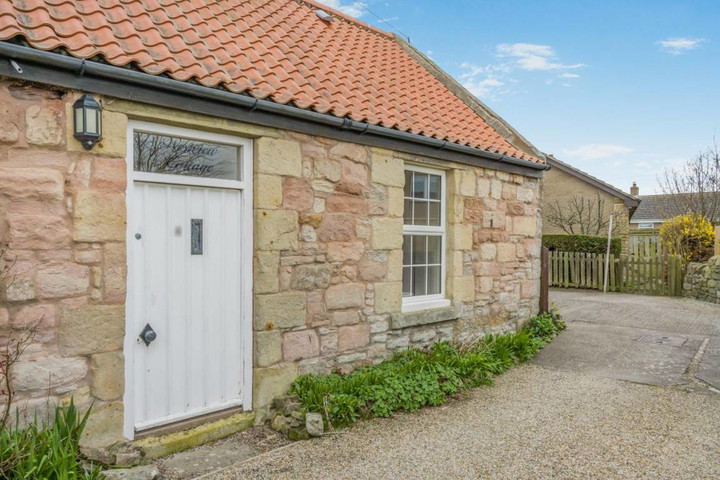 Cottage ∙ 3 Bedrooms ∙ 5 Guests - Bamburgh