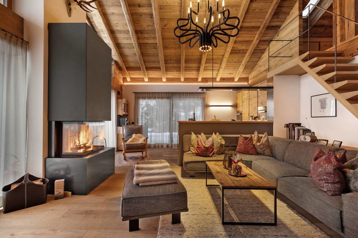 220 M² Chalet ∙ 5 Bedrooms ∙ 10 Guests - Bruneck