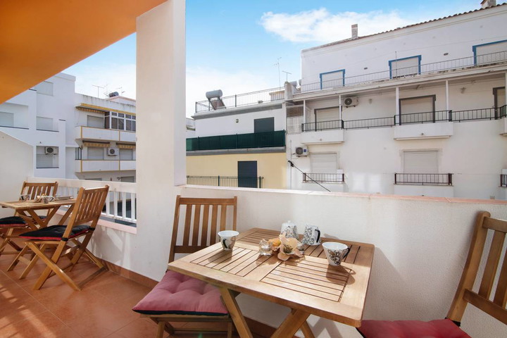 80 M² Apartamento ∙ 2 Quartos ∙ 5 Hóspedes - Monte Gordo