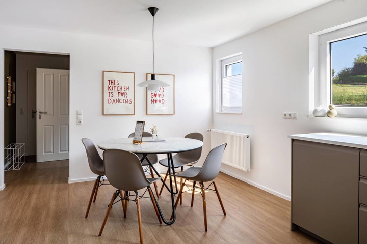 80 M² Apartamento ∙ 2 Habitaciones ∙ 5 Huéspedes - Kenzingen