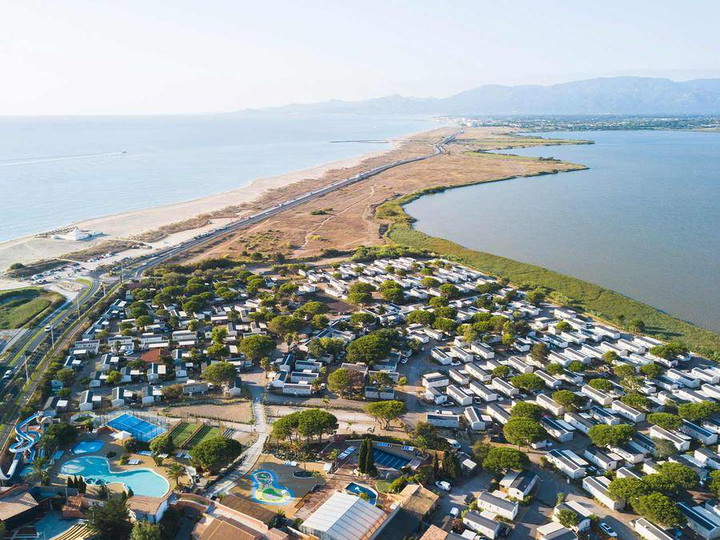 28 M² Mobil-home ∙ 3 Chambres ∙ 8 Personnes - Canet-en-Roussillon